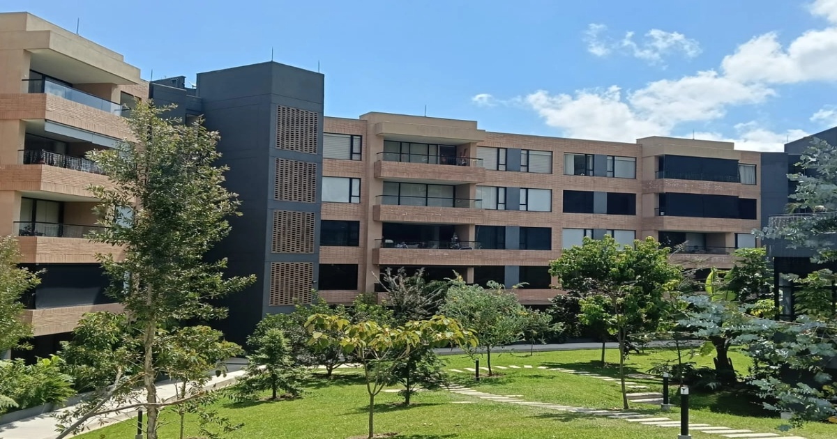 | Vive Propiedad Raíz